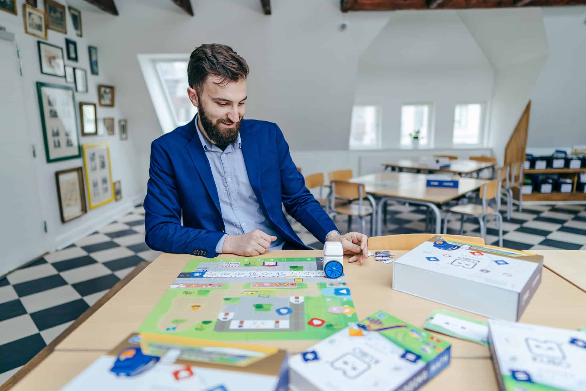 Book Demo - KUBO Robotics