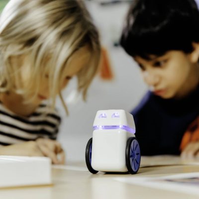 KUBO - The Screen Free Robot for K-5